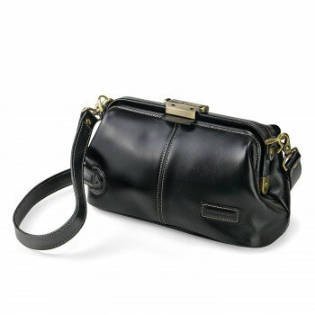 スマートフォンや財布、鍵など、必要最低限の荷物をスッキリ収納可能。収納口が大きく開くので、荷物の出し入れもスムーズです。※本製品は天然皮革を使用しております。パラ傷や色ムラなどがある場合がございますが、これらは革本来が持っている素材の特性で...