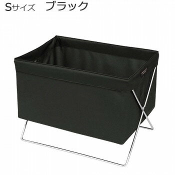イス下にも置ける使い勝手が良いサイズの手荷物入れ。袋部分がオールナイロン生地なので、使用時の見た目がスマートです。※モニターの設定などにより、実際の商品と色味や素材の見え方が異なる場合がございます。あらかじめご了承ください。※耐荷重を守って...