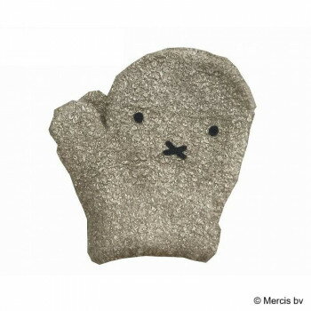 ミッフィーデザインののびのび手袋です。サイズトドラーサイズ(総丈:約10cm、掌囲:約14cm、手首回り:約11cm)個装サイズ：12×11×3cm重量個装重量：25g素材・材質アクリル、ナイロン、ポリウレタン仕様幼児用(3才頃)(C)Me...