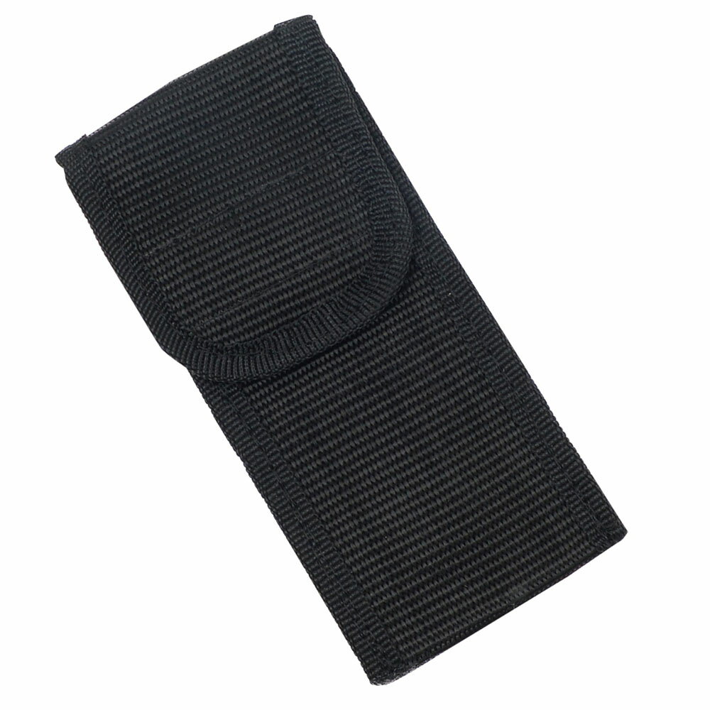 シース ナイフシース ブラック軽く、丈夫に、しっかり収める。「ベルト ナイフシース 5インチ 」は、折りたたみナイフや小型ツールをスマートに携帯するための、汎用ベルトシース。 コーデュラナイロン製の軽量かつ耐久性の高い素材を採用し、日常使い...