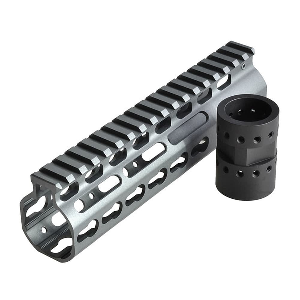 マッドブル Hand guard ノベスキー国内外から高い評価を受けるミリタリーメーカーのハンドガードをモデルアップ高品質なエアソフトガン用パーツを作成するメーカー「MADBULL」製。海外でも国内でも人気の高いメーカー「Noveske」の...
