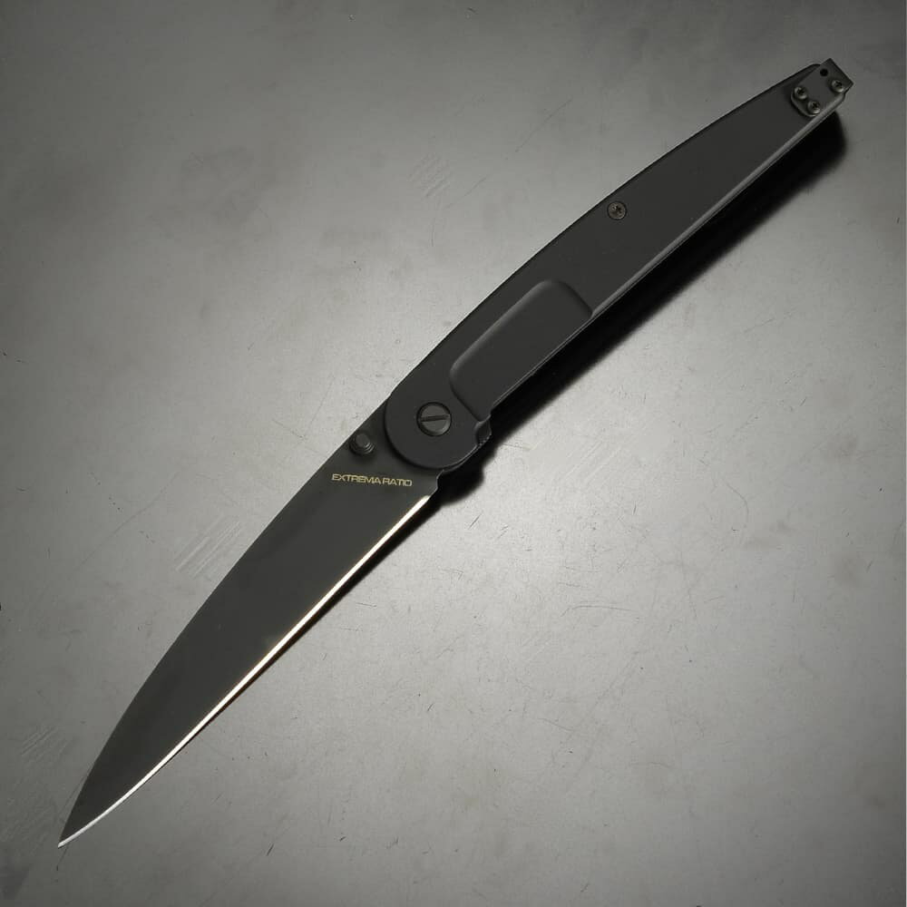 エストレイムラティオ Linerlock フォールディングナイフ無駄な機能の無い洗練されたデザインのナイフミルスペックの高水準ナイフを製造、販売するナイフメーカー「EXTREMA RATIO」の折りたたみナイフ「BF3 DARK TALON...