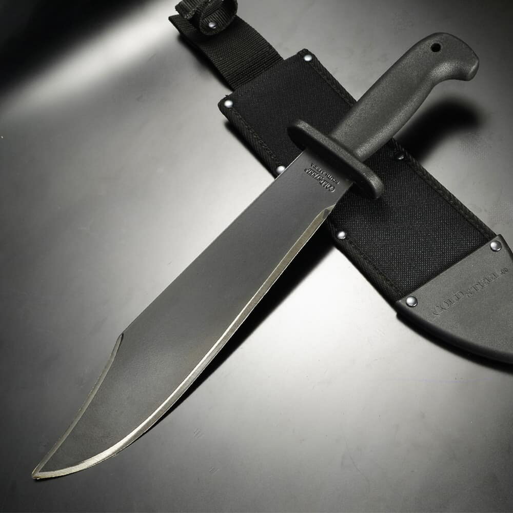 コールドスチール BLACK BEAR BOWIE カーボンスチール12インチの幅広なブレードを備えたフルタング構造のボウイナイフ耐久性と強度、実用性に優れる高品質なナイフを数多く手掛ける米国メーカー「COLD STEEL」のアウトドアナイ...