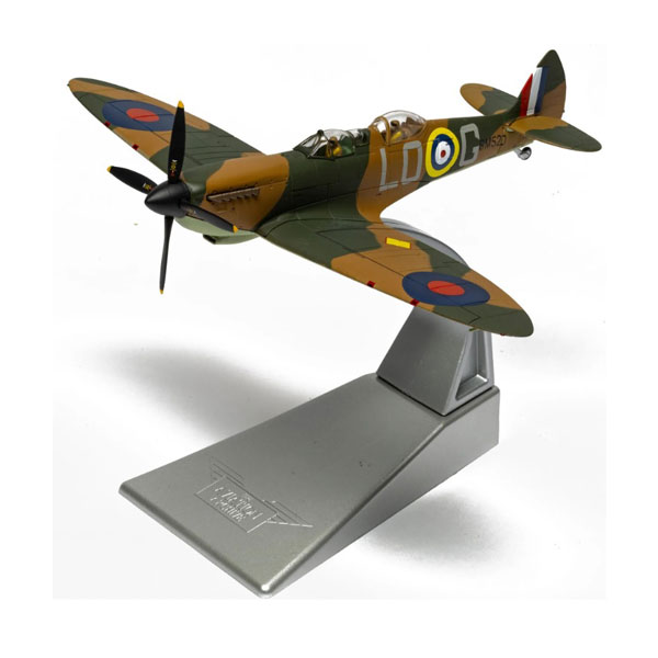 発売予定日入荷日未定メーカーCORGI登場作品---商品詳細CORGIのAviation Archiveシリーズより、現在も運用されている複座練習機スーパーマリン スピットファイア T9「SM520」を1/72スケールでダイキャストモデル化...