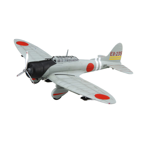 発売予定日2026年11月予定メーカーフジミ模型登場作品---商品詳細太平洋戦争の開戦から85年の節目に、真珠湾攻撃の主役の一角を担った日本海軍「九九式艦上爆撃機11型」が1/72スケールで登場！太平洋戦争の緒戦期に急降下爆撃機として活躍し...