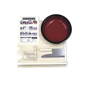 麺打セット(B)家庭用 A-1280●セット内容:麺台(サイズ:500×500×20mm、材質:桐、1個)、麺棒(サイズ:φ30×500mm、材質:白楊、1個)、こね鉢(サイズ:φ315mm、材質:ABS樹脂、1個)、こま板(サイズ:150...