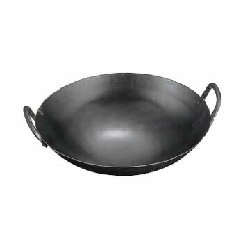 中華鍋 両手 30cm(板厚1.2mm) 打出 鉄製 山田●30cm●板厚:1.2mm●重量:930g●深さ:80●山田鉄打出中華鍋の特長:数千回叩いて造るので、鉄の分子が細かくなり、材質が変化するので、熱の伝わりが良く、表面に細かい凸凹が...