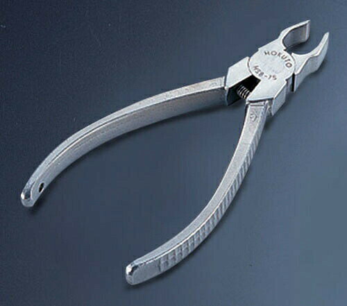 全長(mm)HSB-7S刃先幅(mm)128質量(kg)80.089疲れず、速い名人技!●従来の1/10～1/20以下の程度の軽い 力で疲れが少なく、早く作業ができます。●独自の刃先で、骨が途中で切れる事が まずありません。●ステンレス製で...