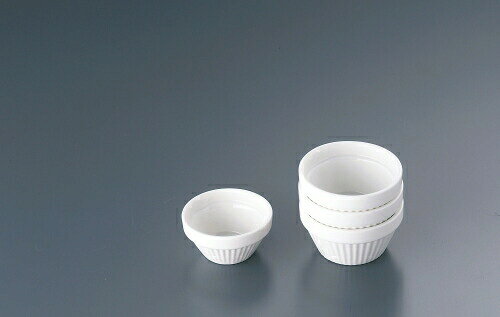 サイズS 直径×高さ（mm）70×38容量（cc）60内径×深さ（mm）58×25耐熱温度:400℃●オーブン・電子レンジに使用できます。●同サイズでのスタッキングができます。※直火にはかけられません。※電子レンジ対応
