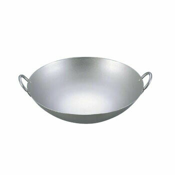 中華鍋 両手 36cm 超軽量 純チタン EBM●36cm●重量:800g●深さ:100●板厚:1.2mm●※ハンドル:18-8酸洗仕上。●※金属の特性上、空炊きは変形の原因となります。●超軽量と評される圧倒的な軽さ、抜群の耐蝕性、しかも衛...