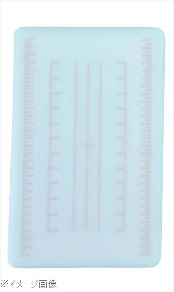 ●目盛り付きの為、簡単にパンやケーキ、又巻き寿司等がお好みのサイズにカットが出来て便利です。●積層式(3枚)の為、痛んだり、汚れたら剥がして1枚で3回使用出来るので衛生的です。●両側に目盛り表示の為、裏表両面使用が出来ます。外寸(mm)30...