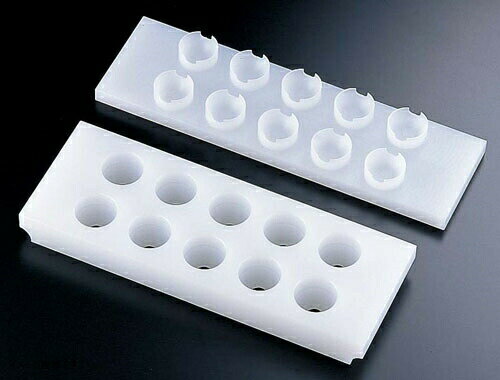 10個取り(5×2列) 使用材料:ポリエチレン(LDPE)耐熱温度:80℃耐冷温度:-30℃サイズ(mm)_質量(kg):33_1.2