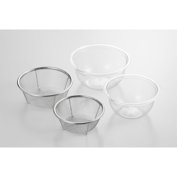 下ごしらえに大活躍の4Pセット。クリアなボウルは電子レンジにも仕様できます。●品番：SJ2965●本体サイズ（mm）奥行×幅×高さ：　ボウル（15cm）：150×150×：75　/　ボウル（17cm）：170×170×81　/　ザル（13c...
