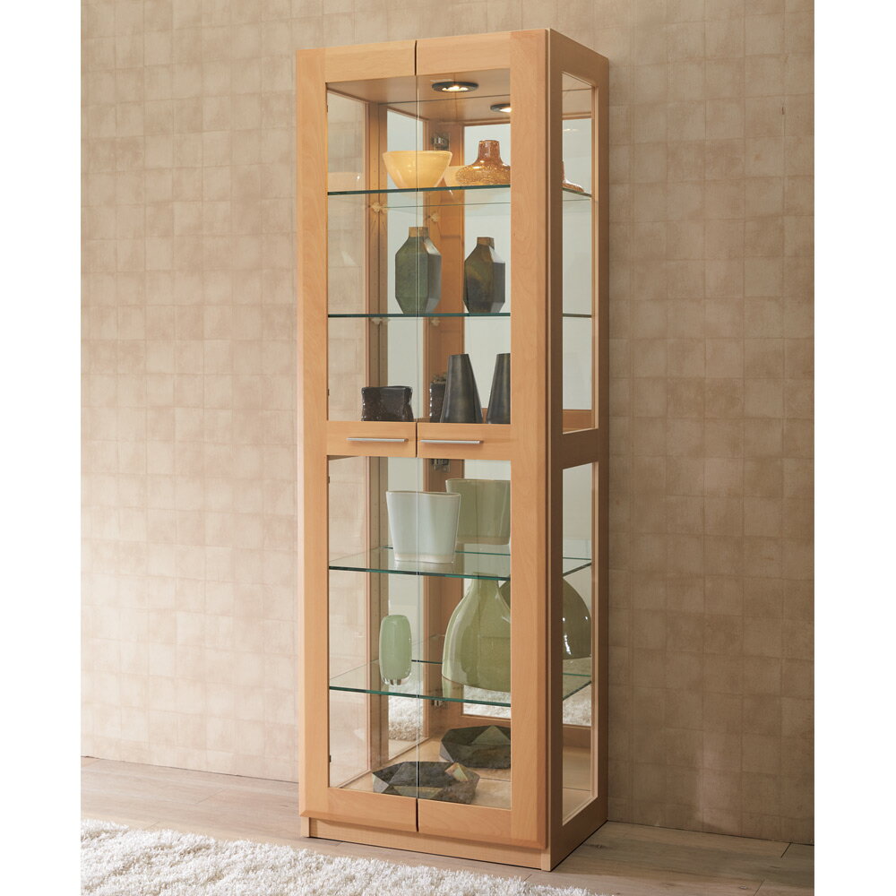 お部屋に設置するだけで上品で落ち着いた雰囲気を醸し出すコレクションリビングボード幅60cm。フレームにビーチ材を採用したブラウン色と清潔感がありインテリアに馴染むナチュラルの2色展開です。大切なコレクションが映えるガラスコレクションラック省...