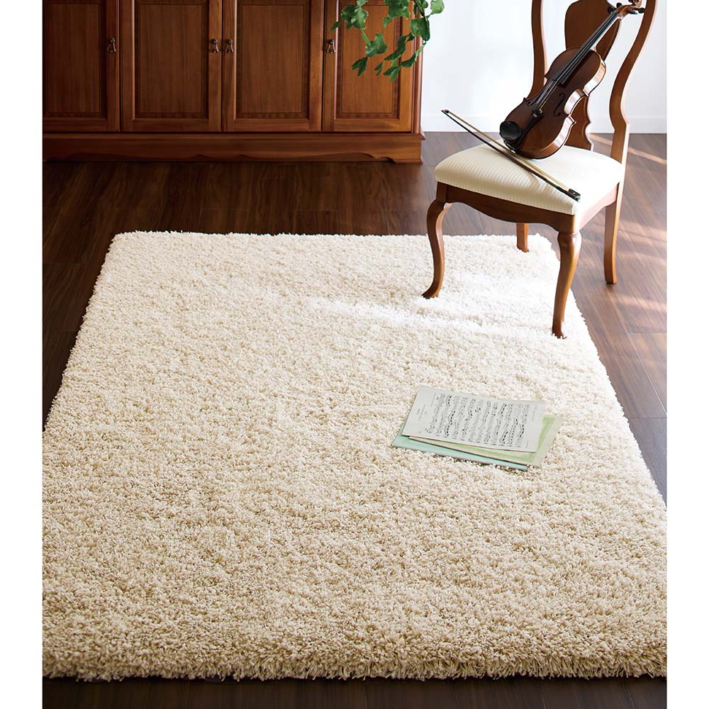 ●ウィルトン織とは18世紀中期・イギリスのウィルトン市で発祥した機械織りのラグ。特徴としては、【1】自由な表現力と高いデザイン性無地・柄ラグ共にパイルの長さを自由に変えることができることであらゆる表現力を持ち、デザイン性の高いラグを作ること...