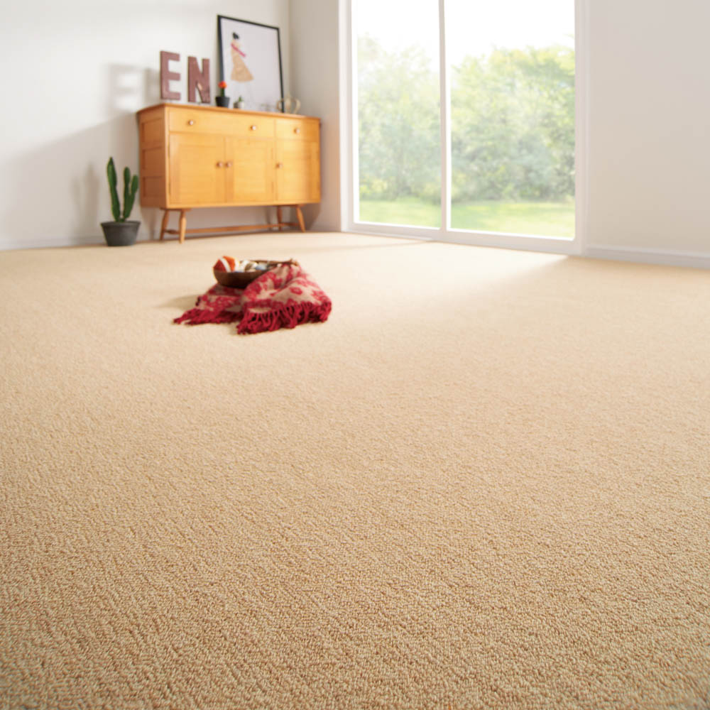 寒い冬から湿気の多い夏まで、1年中活躍するウール100％カーペット。ウールならではの優れた機能と基布に抗菌防臭加工を施した清潔仕様で、快適かつ清潔に長く愛用できます。■ウールは呼吸する繊維ウールは別名「呼吸する繊維」と呼ばれており、外気の湿...