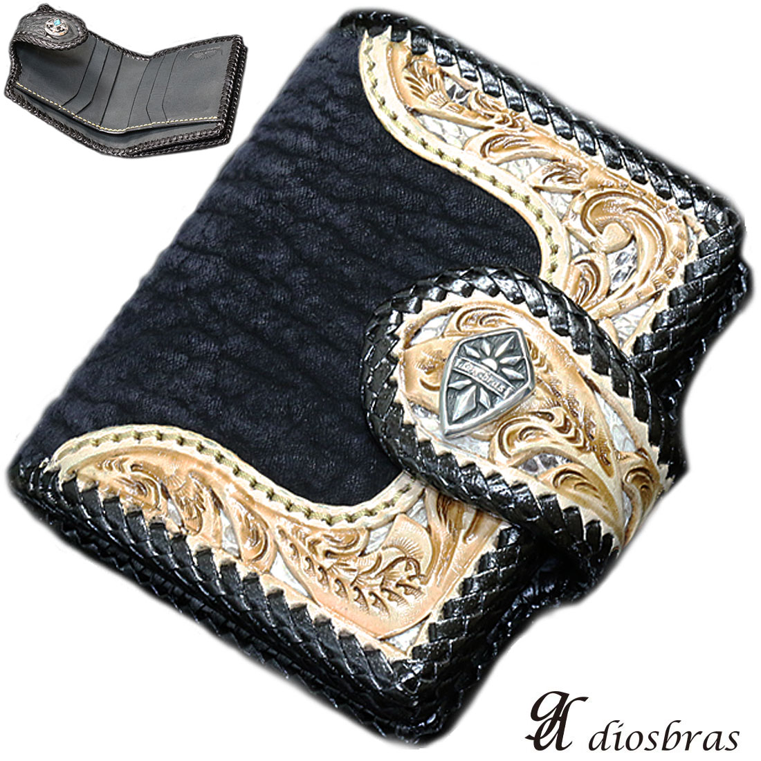 商 品 名 本革サドルレザカービングINシャークスキン（サメ革）ウォレット　シルバー925　牛革　財布 商品特徴 　 本革サドルレザーを使用した、透かしカービングINシャークスキンのウォレットです。 ハンドメイドで製作した、手彫りカービング...