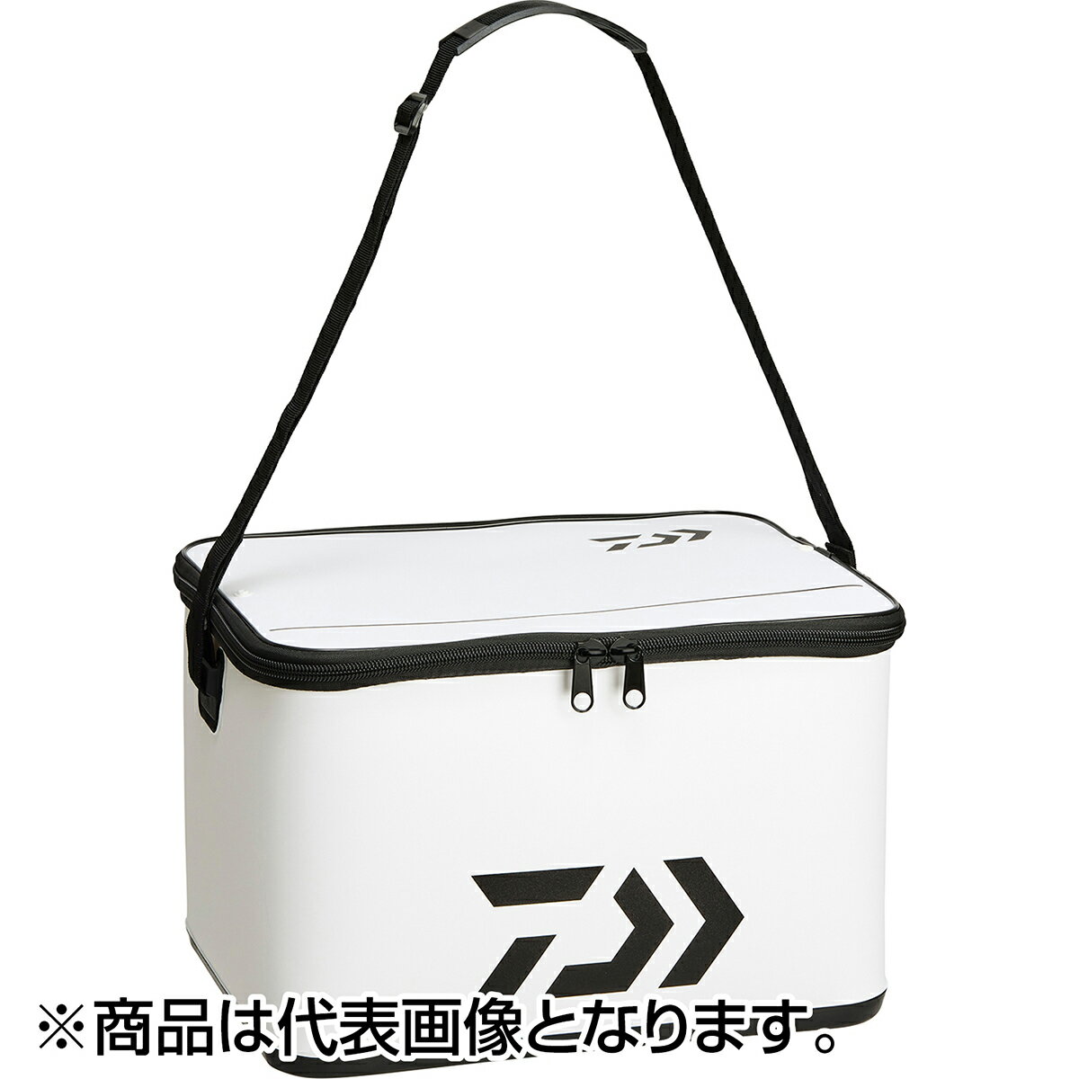 磯用マキエバッカンのスタンダードマキエがすくいやすく洗いやすいボトムカップ構造で、風によるフタのばたつきを抑えるフタ止めスナップボタン付き。錆びに強いステンレスフレームを採用し、フタは日光を浴びても熱くなりにくく、ネーム等を書きやすいホワイ...