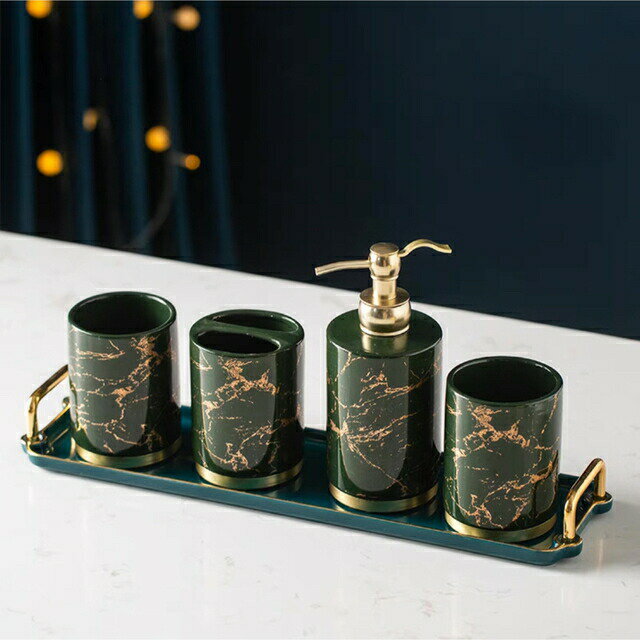 商品説明＜セット内容＞ディスペンサーx1点歯ブラシスタンドx1点カップx2点トレーx 1点材質: 陶磁器☆☆★★★★★★★★★★★★★☆☆◆お客様のご覧になっているモニター等により多少色が異なる場合がございます。あらかじめご了承ください。◆...