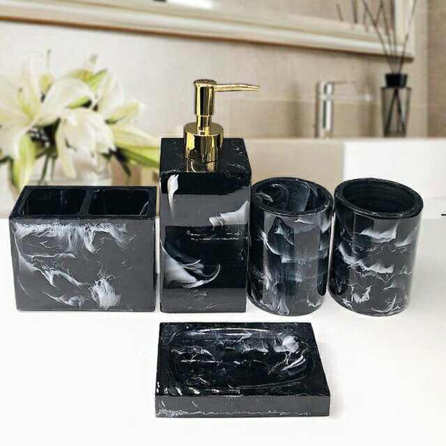 商品説明＜セット内容＞ディスペンサーx1点歯ブラシスタンドx1点石鹸置きx1点カップx2点材質: ABS樹脂☆☆★★★★★★★★★★★★★☆☆◆お客様のご覧になっているモニター等により多少色が異なる場合がございます。あらかじめご了承ください...