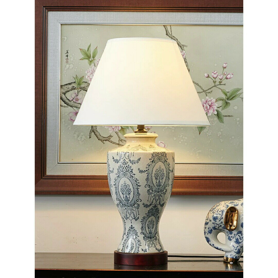 商品説明【商品仕様】■個口数：1 （～40Wまで対応）■E26白熱球、電球型蛍光灯、LED電球使用可能■使用電球：1個（※電球は付属しておりません）■商品外寸：幅約40 ×高さ約65 (cm)☆☆★★★★★★★★★★★★★☆☆◆お客様のご覧...