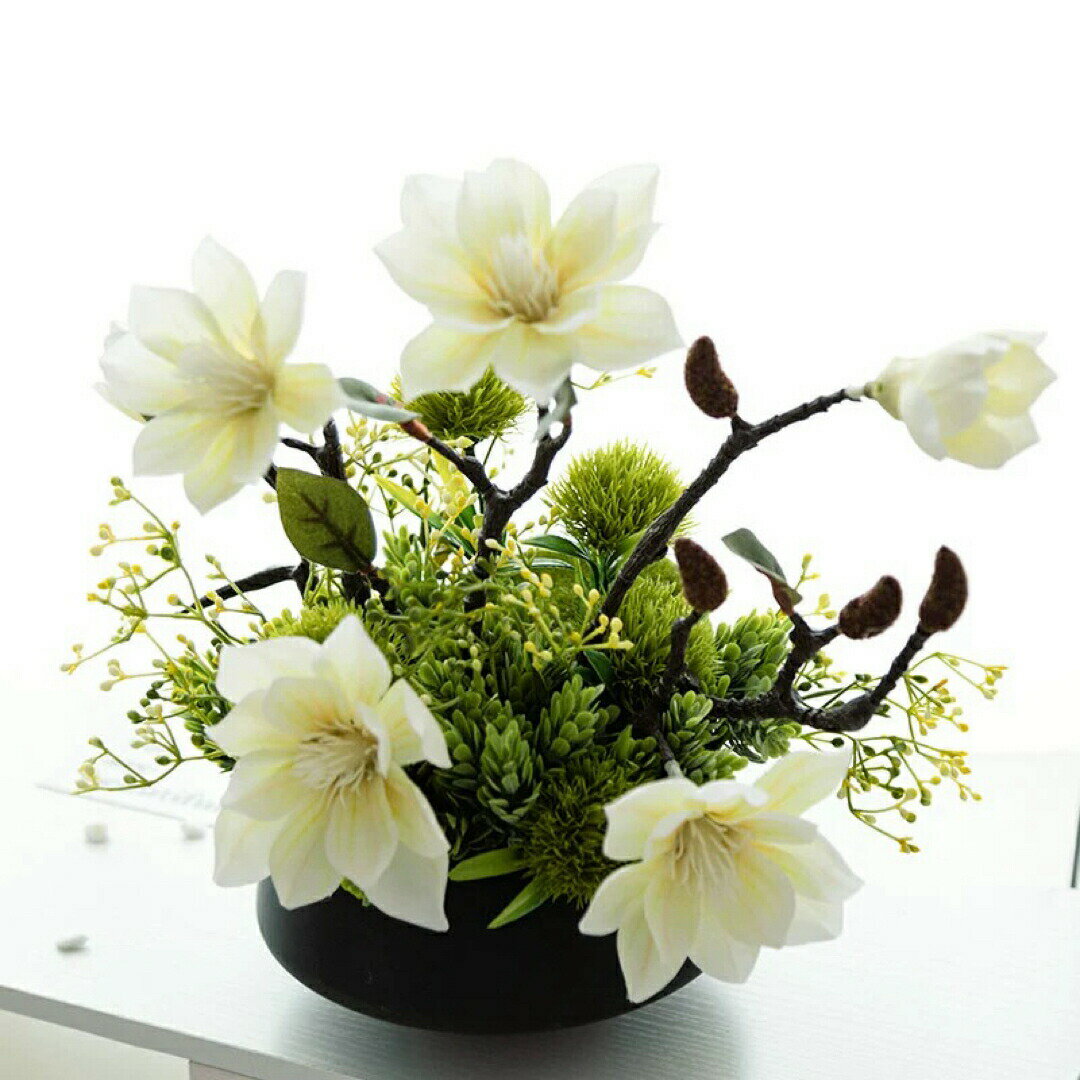 商品説明品名：飾り用造花セット本体のサイズ：幅約15 x 奥行10 x高さ約35（cm）内容：造花、フラワーポット素材：ポリエステル製☆☆★★★★★★★★★★★★★☆☆◆お客様のご覧になっているモニター等により多少色が異なる場合がございます...