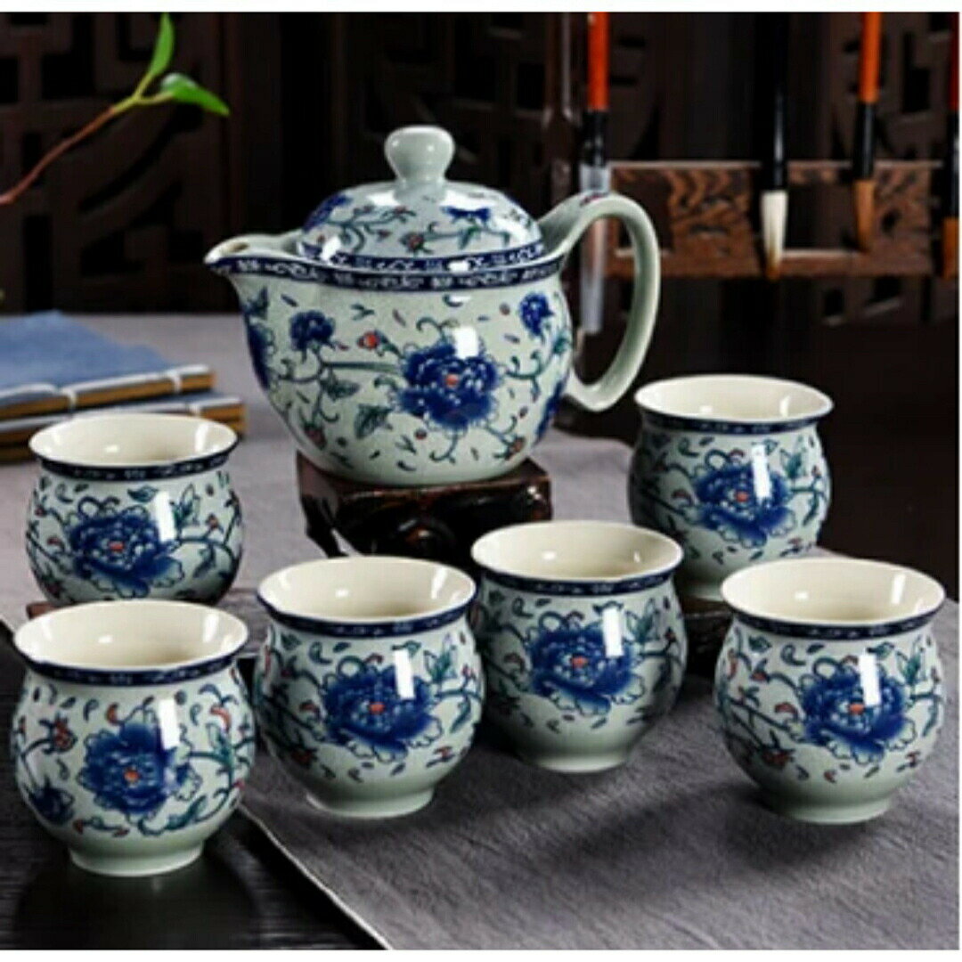 商品説明素材・材質:陶器セット内容:カップx6点（100ml)ティーポットx1点（350ml)☆☆★★★★★★★★★★★★★☆☆◆お客様のご覧になっているモニター等により多少色が異なる場合がございます。あらかじめご了承ください。◆サイズの誤...