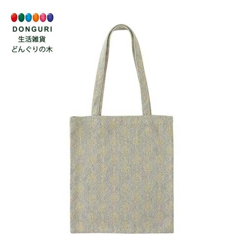 仕様 オリジナルデザインのジャガード生地を使ったトートバッグ。おしゃれな配色が気分を上げてくれます。シンプルながらたくさん入る形なので、普段使いに最適です。 【サイズ】約36x41cm 【素材】リサイクルコットン(綿88%,ポリエステル12...