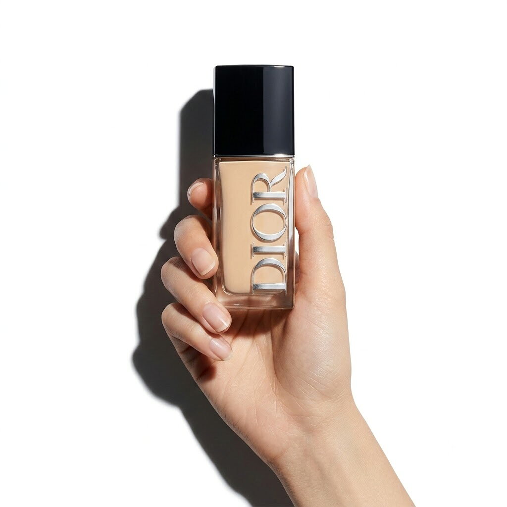 商品情報商品名DIOR ディオール フォーエヴァー フルイド スキン グロウ 30ml商品説明SPF50・PA+++近づくほどに完璧。新生ディオール フォーエヴァー。3大美容成分のうるおいと、光のツヤが織りなすスキンケアカバーという未体験の...