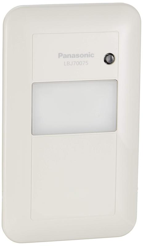 パナソニック (Panasonic) LEDフットライト 電球色 LBJ70075●電球色:2700K<br>●Ra85<br>●消費電力:0.7W<br>●入力電流:0.011A<br>●L...
