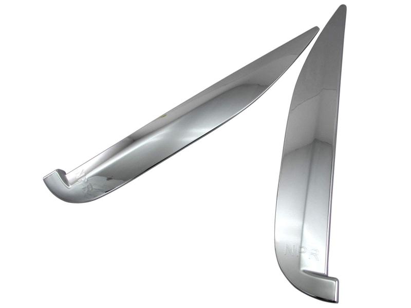 UD コンドル20 メッキウィンドウピラーパネル 【 TRUCK-S-009 】 コンドル 20 17488同一商品でも様々な名称・通称がありますので、下記に一部を記載させていただきます。ピラーモールピラーガーニッシュピラーカバーピラーベゼ...