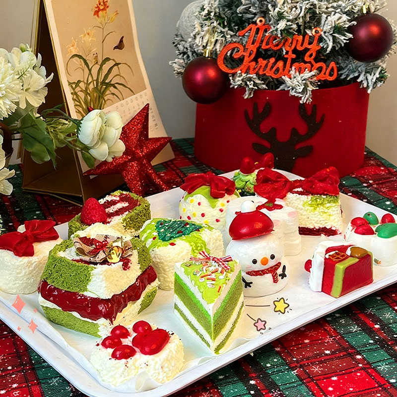 &nbsp; 当店大人気商品はこちら カラー （写真※ご参考程度） 素材 シリコン 商品紹介 Merry Christmas〜〜 まだまだ自由に外出しづらいご時世。 お子さまが夢中になって遊ぶ、大人気のおもちゃで お家時間を有意義にすごして...