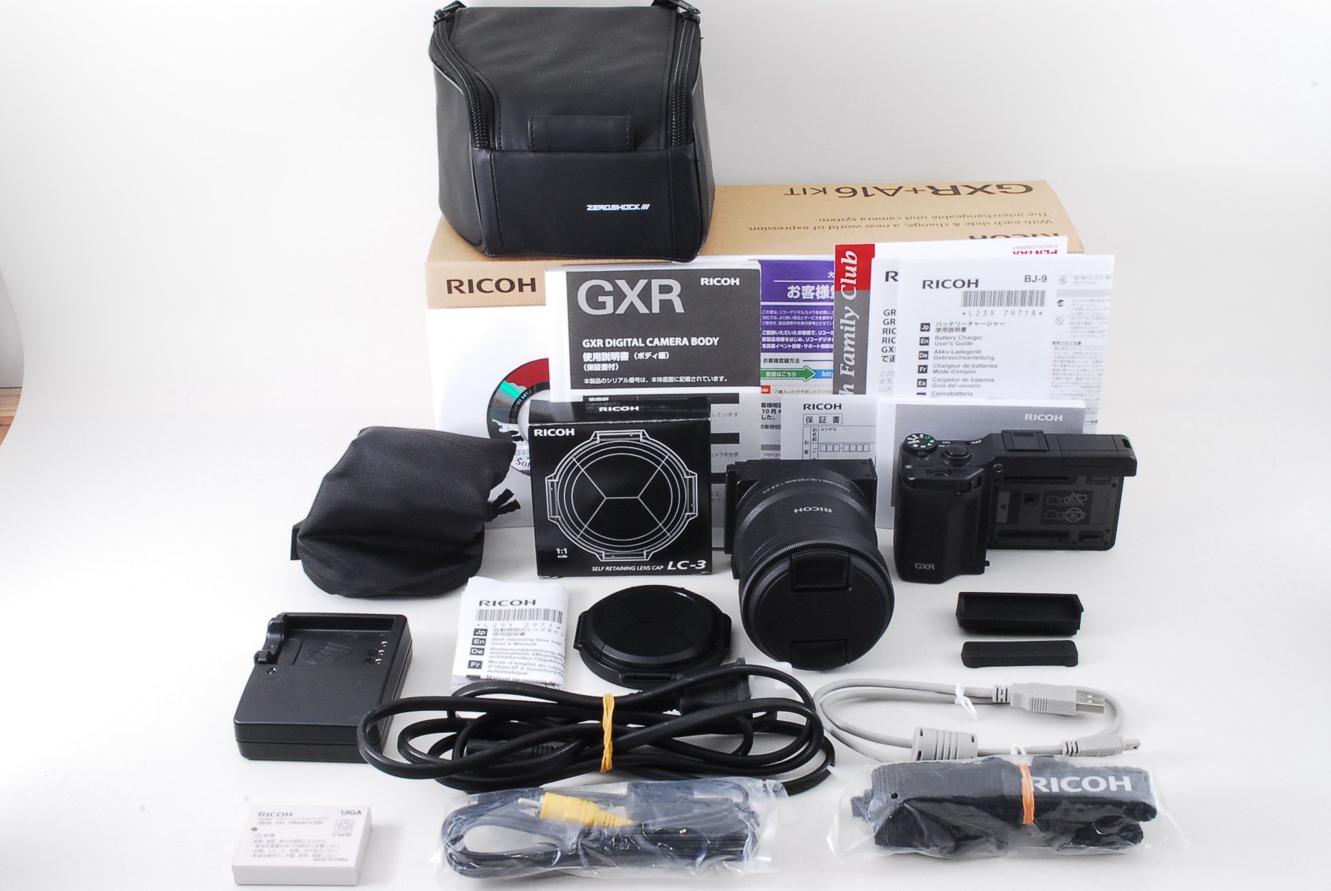 【メーカー名】リコー【メーカー型番】【ブランド名】リコー【商品説明】RICOH デジタルカメラ GXR+A16 KIT 24-85mm APS-CサイズCMOSセンサー ローパスレスフィルタ 170640・画像はイメージ写真ですので付属品な...
