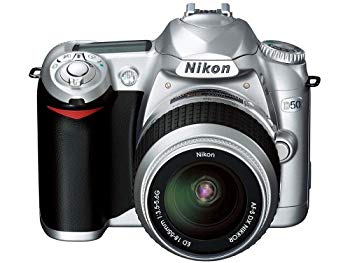 (中古品)Nikon D50 シルバー デジタル一眼レフカメラ レンズキット〔AF-S DX ズームニッコール ED 18~55mm F3.5~5.6G〕【メーカー名】Nikon【メーカー型番】D50SLK【ブランド名】ニコン【商品説明】N...