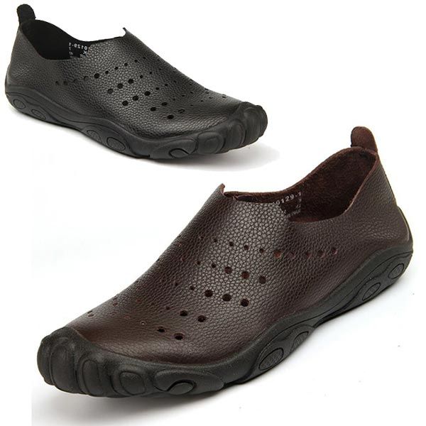 これからの季節にピッタリの男女兼用のカジュアルなサンダル。スリッポンタイプだからサッと履けてデイリー使いにピッタリ！ 本革だから履けば履くほど柔らかく脚に馴染みます。◆サイズ：24.5〜27cm◆カラー：ブラック、ブラウン◆素材：牛本革 こ...