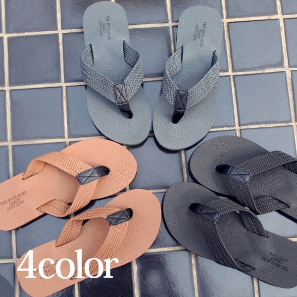 夏のビーチにぴったりなEVA素材のビーチサンダル！クッション性の高いEVA素材だから歩きやすく履きやすい。軽くて撥水性も高いので海や川等アウトドアにもピッタリ！◆サイズ：24〜27cm◆カラー：ブラック、グレー、ブラウン、ウッド◆素材：EV...