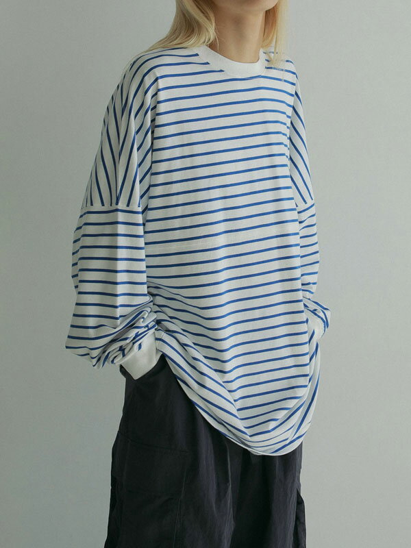 - anuke - Pattern Big Long T-shirts - 商品説明文 - ゆったりとしたサイジングのカットソートップス。 ヒップ周りがすっぽり隠れるくらいの丈のオーバーシルエットで、着るだけで抜け感たっぷりな一枚。 着回し...