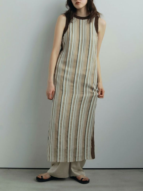 - anuke - Sheer Stripe Onepiece - 商品説明文 - 日本の桐生で織り上げたオリジナルのストライプ生地を使用したワンピース。 全体はシアーに仕上げ、ライン部分はモールヤーンを使い立体的なストライプにしています。...