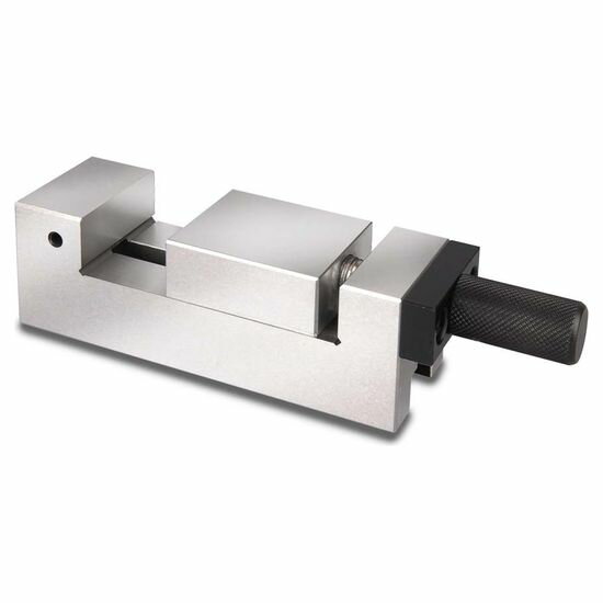 ※北海道・沖縄・離島への配送は、別途送料を申し受けます。《仕様》●材質：SUS440●硬度：HRC48°〜55°●平行度：0.003/100mm以内●直角度：0.003/100mm以内●A：105mm●B：35mm●C：35mm●D：15m...