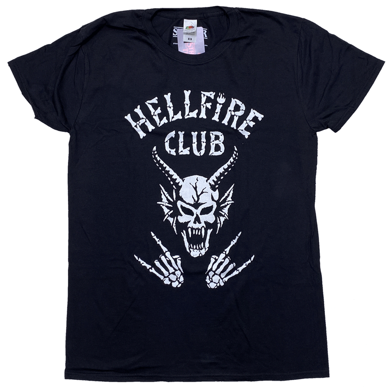 STRANGER THINGS・ストレンジャー・シングス・未知の世界・HELL FIRE CLUB SKULL・UK版・Tシャツ・ ドラマTシャツ ・オフィシャルTシャツ Netflixの人気のドラマ、ストレンジャー・シングス！　 おたくと...