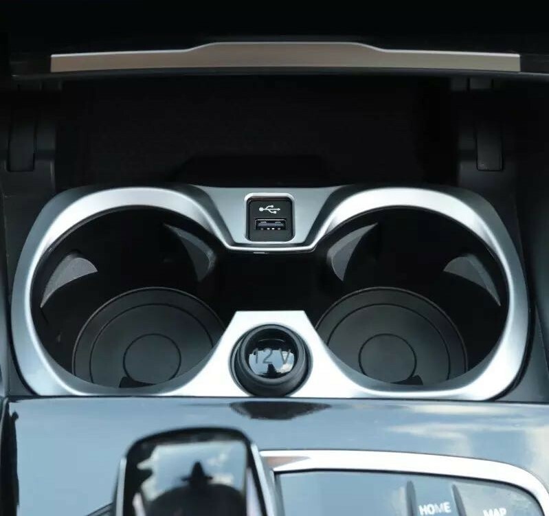 商品情報商品名パネルカバー商品内容・1台分適合車種適合車種 BMW　 G20（2019(平成31)年3月〜） G21（2019(令和1)年11月〜）注意お取り付け両面テープで貼り付けです。（両面テープは商品側にすでに付いておりますので装着面...