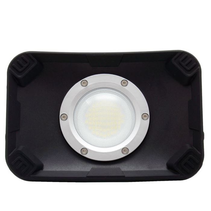 SEARCH WORD：照明器具 照明 器具 装置 作業工具 作業 工具 投光器 フラット投光器 LED投光器 ライト ランプ あかり 明かり 灯り 充電式 充電 バッテリー 2 200mAh リチウムイオン電池 薄型 軽量 ハイパワー 防...