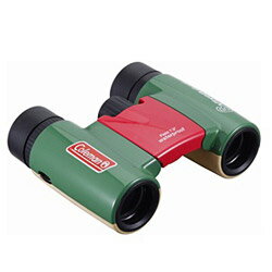 アウトドアをおしゃれに楽しめるカラフルでコンパクトな双眼鏡（防水タイプ）。「コールマン（Coleman）」とのコラボレーションで新発売！■外遊び。見るあそび。“道具”としてのイメージが強い双眼鏡が、アウトドア用品メーカー「コールマン」とのコ...