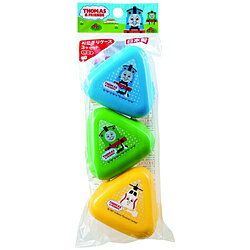 男児キャラクターの不動の定番きかんしゃトーマスのおにぎりケースです仕様1サイズ／72mm×69mm×H41mm仕様2材質/ポリプロピレン（耐熱温度：140度）男児キャラクターの不動の定番。きかんしゃトーマスのおにぎりケースです。