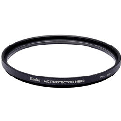 改良版マルチコートを施した、ベーシックなレンズ保護フィルター。■自然な色再現を実現した、高透過率の両面マルチコートフィルターです。■ケンコーのレンズ保護フィルターとして、ベーシックなラインナップ「MCプロテクター」のコーティングを改良。デジ...