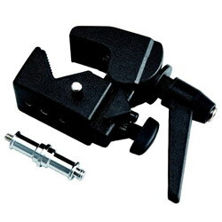 挟み込み可能サイズ：60mmダボ受け径：16mm重量：510gオートポール等のお好みの場所に取り付けて、別売アクセサリーと合わせてご使用いただくことで、あらゆる場面に活躍する便利なクランプです。ダボ止めネジ部分に取り付いているフラット用三角...