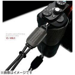 ■ミラーレスカメラ用につくられた本革カメラリストストラップ。■ベルトの位置が調節できるので、手首によりフィット。落下防止に役立ちます。■ストラップ全長：185mm■ストラップ：幅20mm×厚さ5mm※取り付け部に両端を折り返して装着するため...
