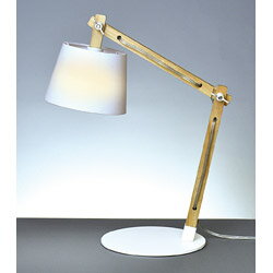 ■自然の木を使用したおしゃれな照明器具です■その他家具にも調和します■電球110V E17（電球別売り）■中間スイッチ■※電球は別売りとなります。【製品仕様】■本体サイズ： H500×φ450×200mm■セードサイズ： 上120mm、下1...