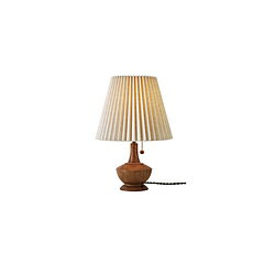 ■電球：白熱電球(E26/60W)×1灯付■消費電力：60W■サイズ：セードW25.5×D25.5×H20.5cm 全長36.5cm ベース径φ9.5cm■コード長：210cm■重量：1.1kg■素材：布、木、スチール■スイッチ：プルスイッ...