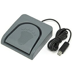 キーボードやマウスに加え、ゲームパッド、マルチメディアキーの一部をペダルに割り当てることができます。■確かなクリック音が感じられるメカニカルスイッチを採用。■安定性が高く耐久性のある幅広筐体で、立ったままペダルを踏むのにも適しています。■設...